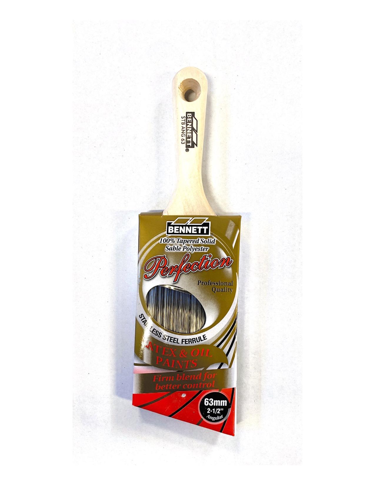BENNETT FIRM PRO SABLE POLYESTER ANGULAR PAINT BRUSH